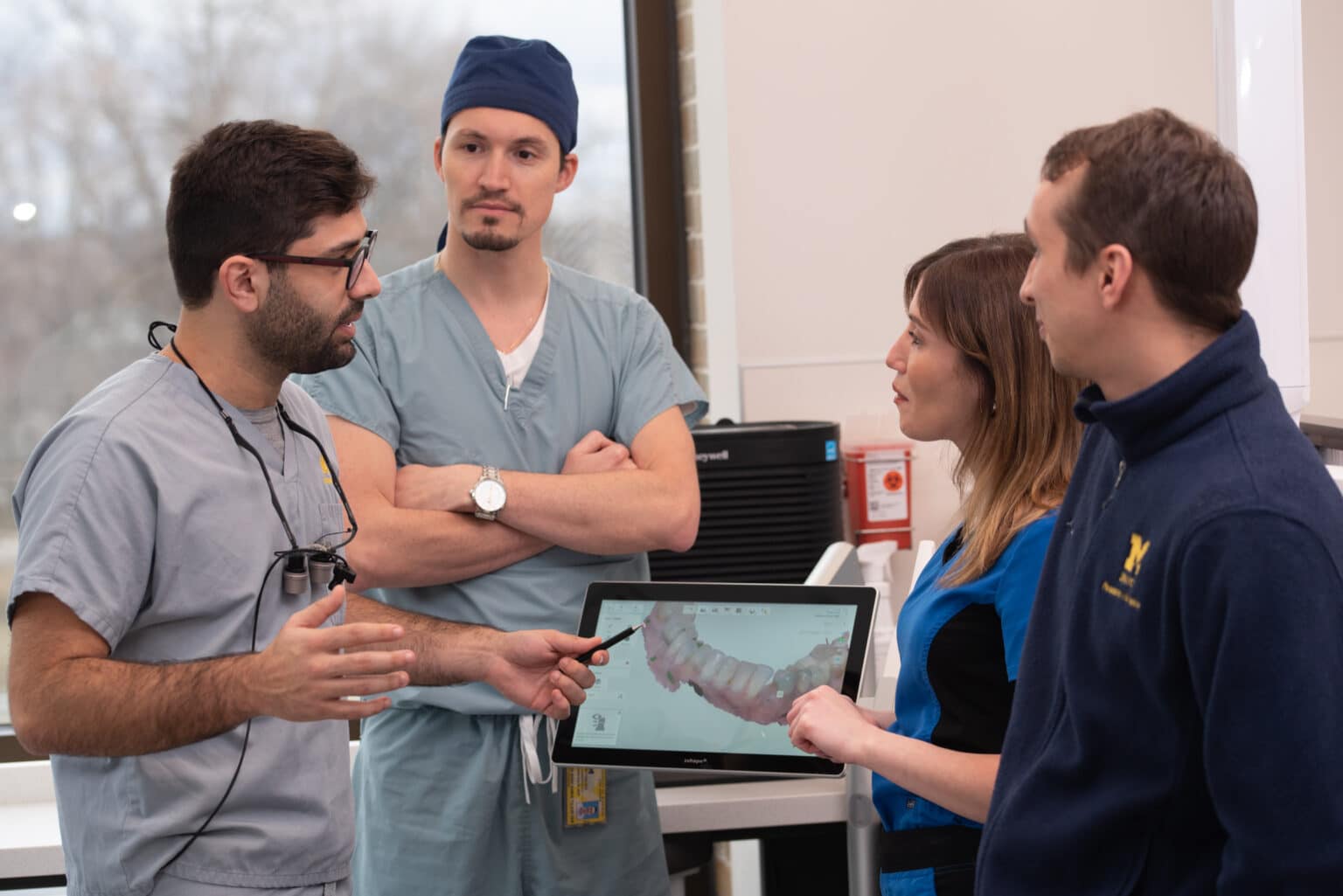 Dental Implant Training Courses & CE | Misch Implant Institute